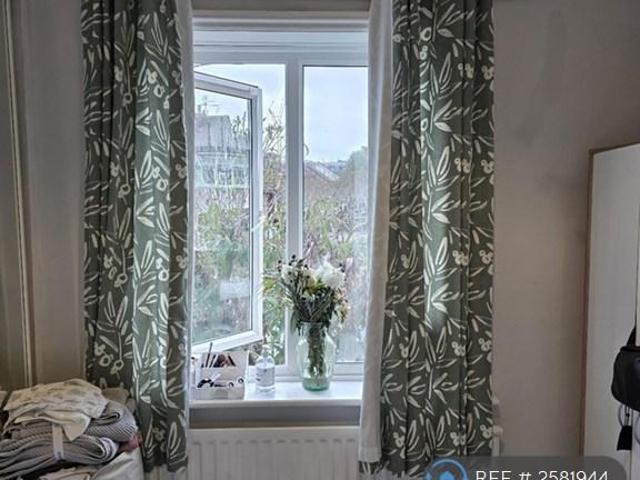 Room at Marian Court, Greater London