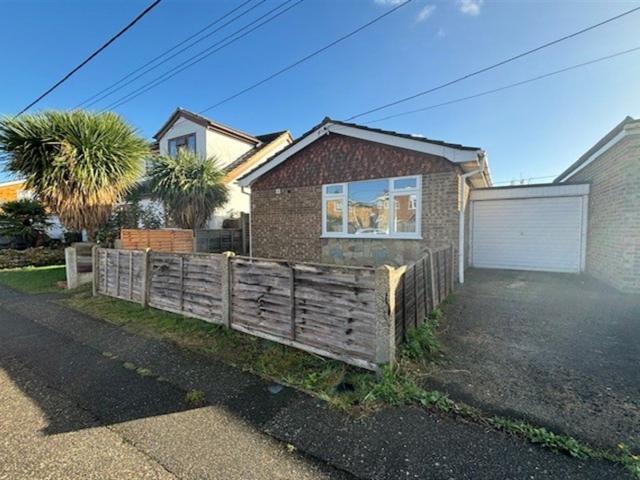 House at Marine Avenue, Castle Point