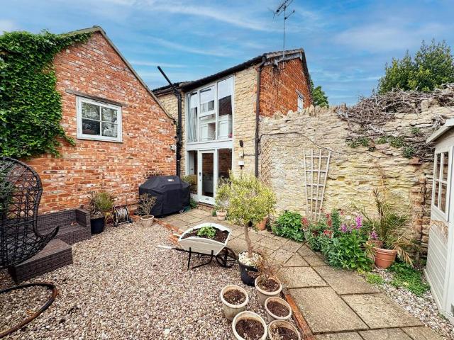 house at Market Place, Olney