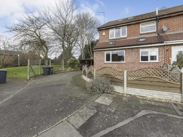 House at Marsh Close, Leicester