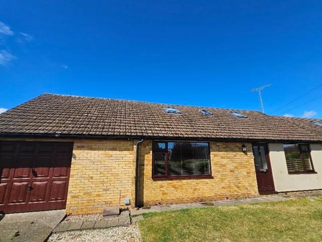 House at Mayfield Road, Cherwell District