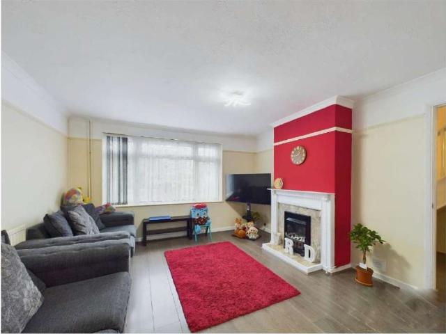 House at Meadgate Avenue, Chelmsford