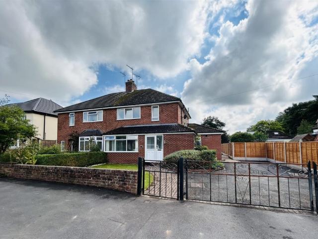 House at Meadow Road, Albrighton