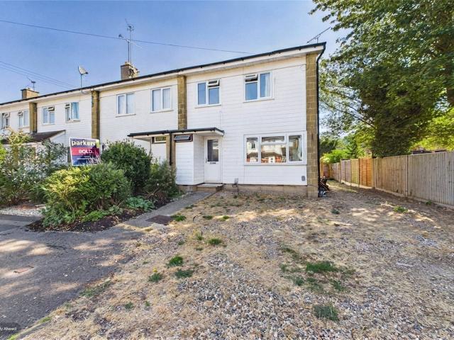 House at Meadow Way, Theale