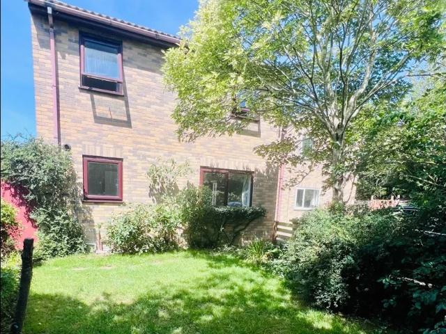 House at Melvin Way, Cambridge