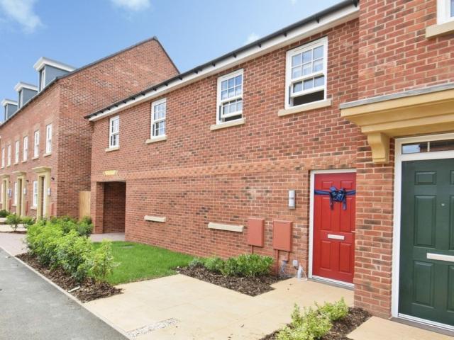 House at Mercia Road, Great Denham