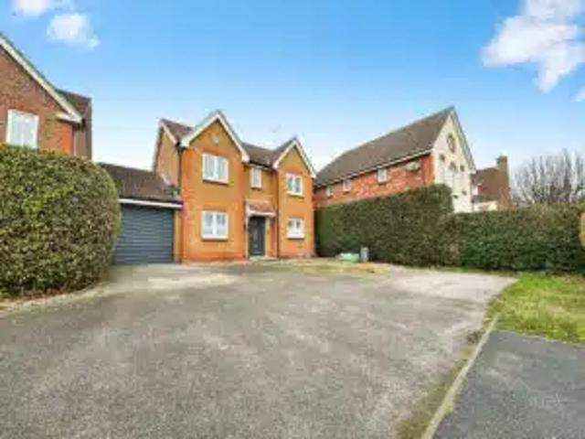 House at Mersea Crescent, Basildon