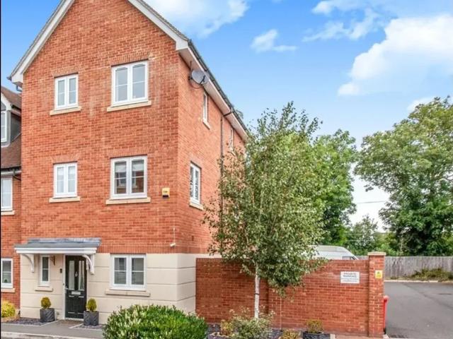 House at Meyers Close, Slough