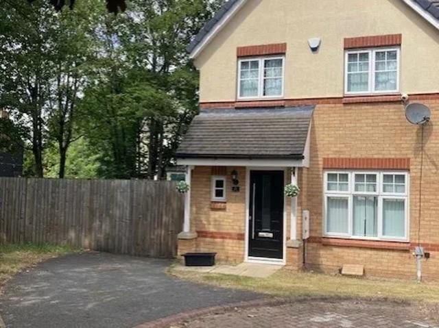 House at Mill Chase Road, Wakefield
