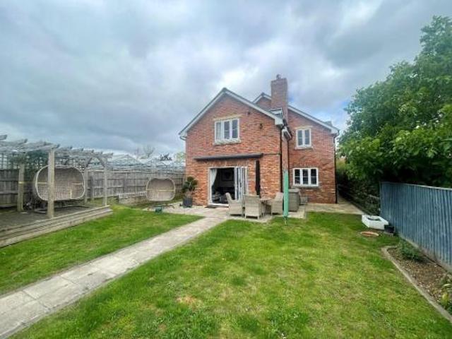 House at Mill Road, Wychavon
