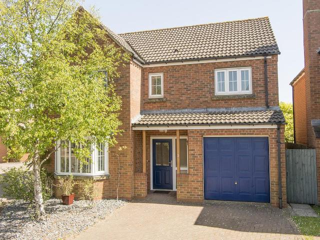 House at Millennium Close, Harborough