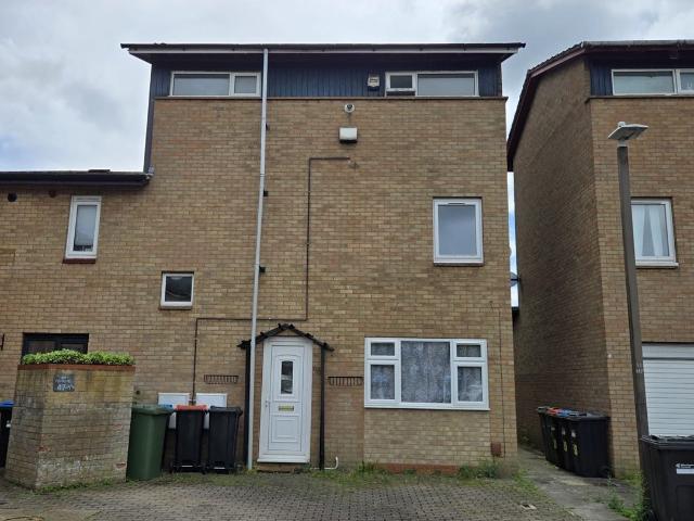 House at Mitcham Place, Milton Keynes