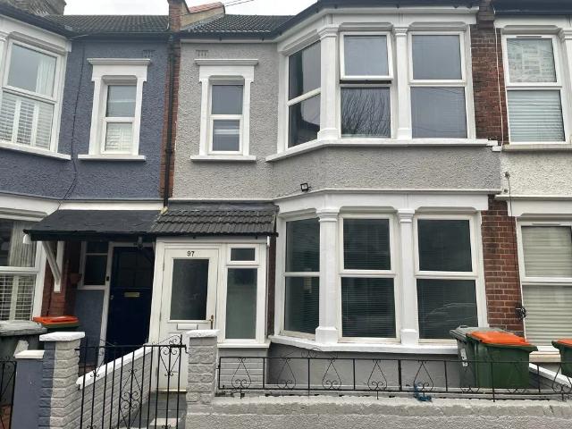 House at Montpelier Gardens, Greater London