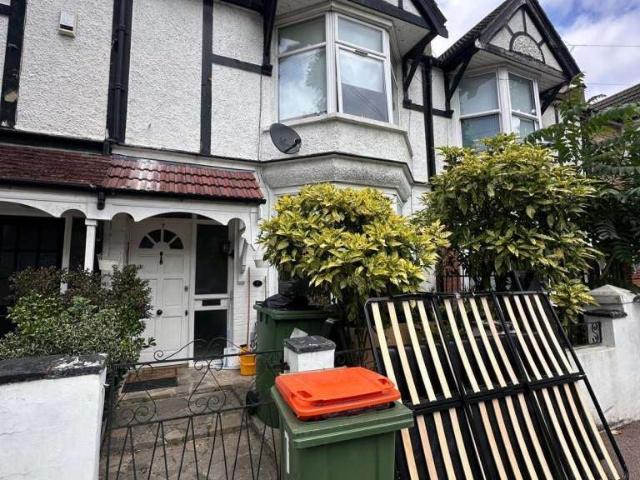 House at Montpelier Gardens, Greater London