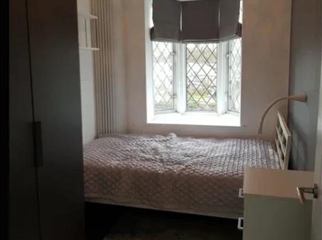Room at Monksdene Gardens, Greater London