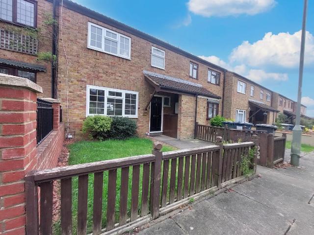 House at Moorlands Avenue, Greater London
