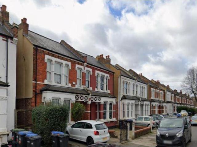 House at Morton Crescent, Greater London