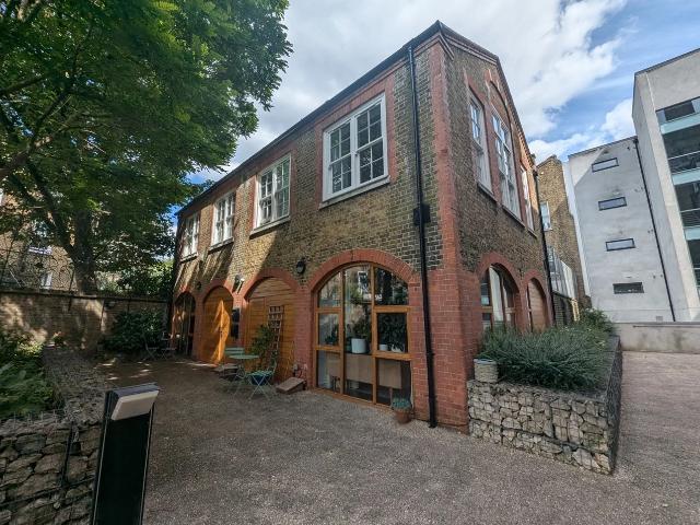 House at Morton Road, Greater London