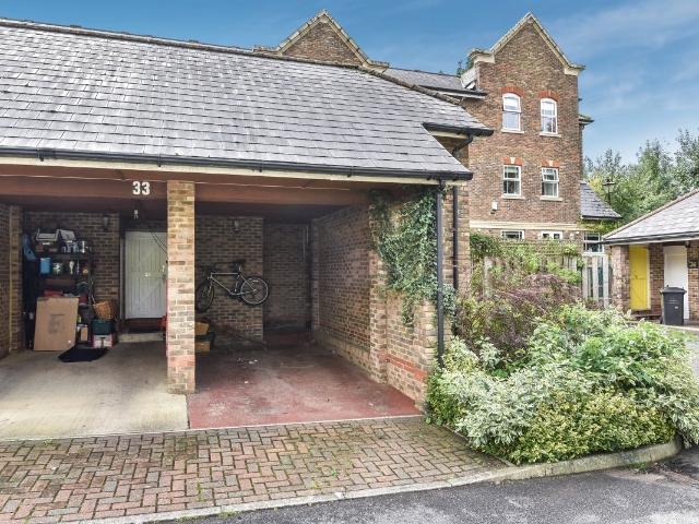 House at Mortley Close, Tonbridge and Malling