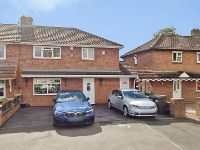 House at Moreton Avenue, Wolverhampton