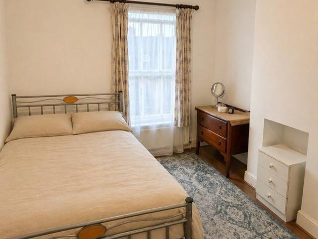 House at Morley Avenue, Greater London