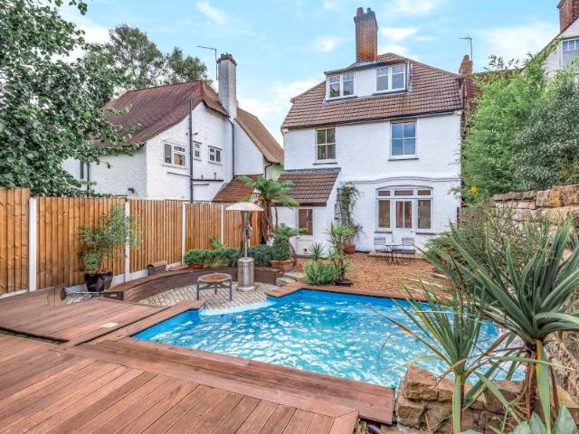 House at Murray Road, Greater London