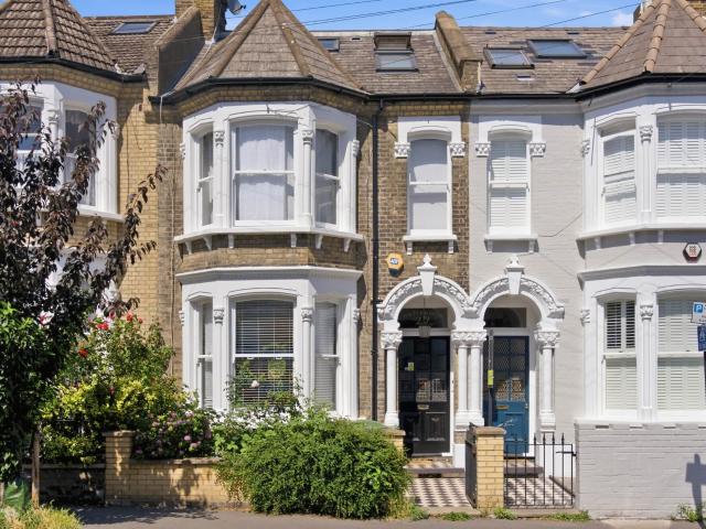 House at Narbonne Avenue, Greater London