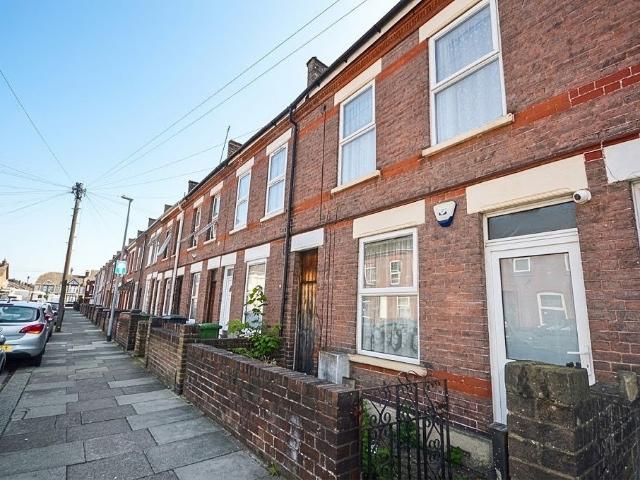House at Naseby Road, Luton