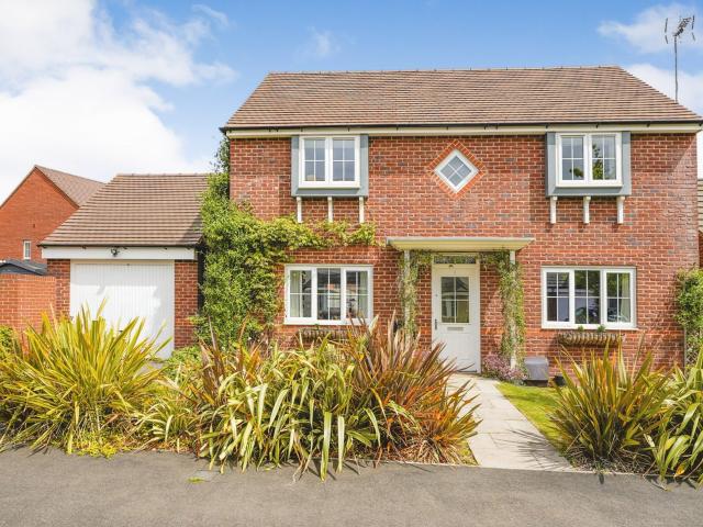 House at Neptune Crescent, Stratton St. Margaret