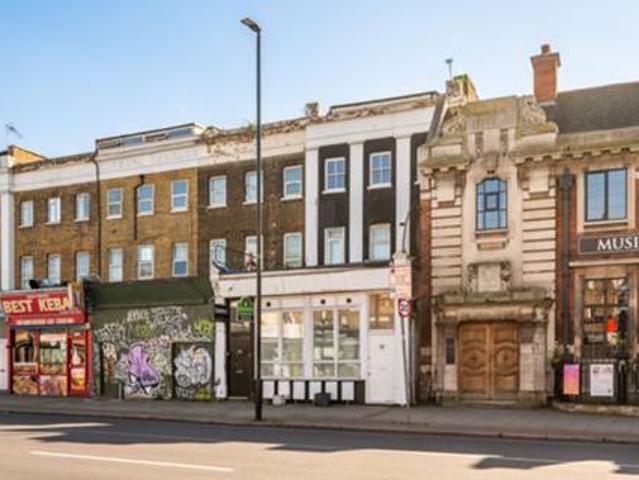 Apartment at New Cross Road, Greater London