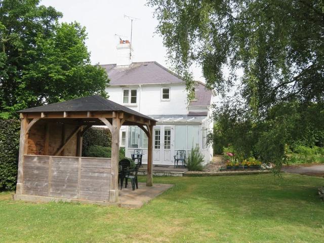 House at New Barn Lane, Winchester