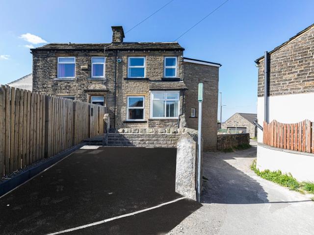 House at New Laithe Hill, Kirklees