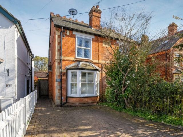 House at New Road, Woodside