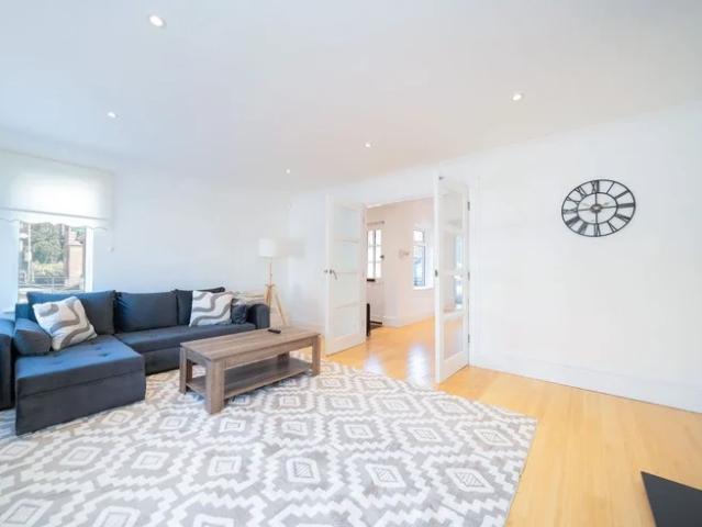 House at New Road, Hertsmere