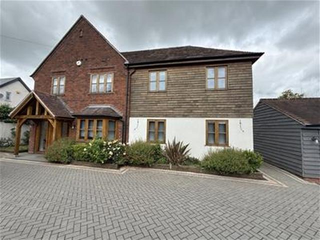Apartment at Balfour Road, Greater London