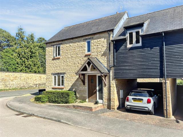 House at Norlington Close, Kettering