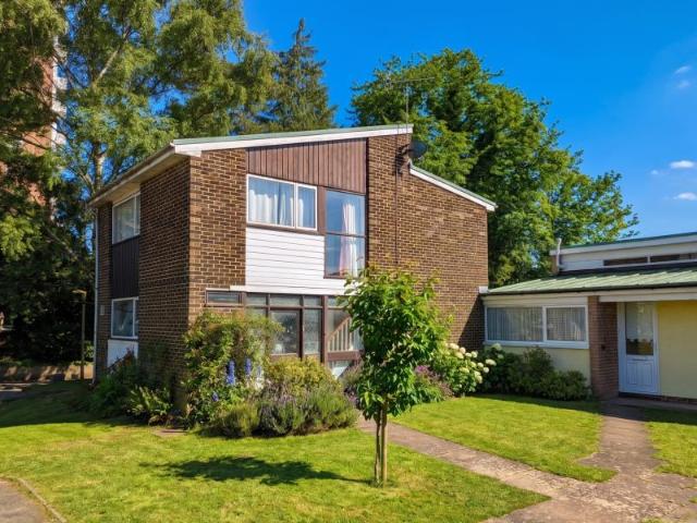 House at Oak Bank, Woking