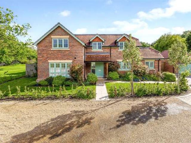 House at Oak Farm Close, Brookside
