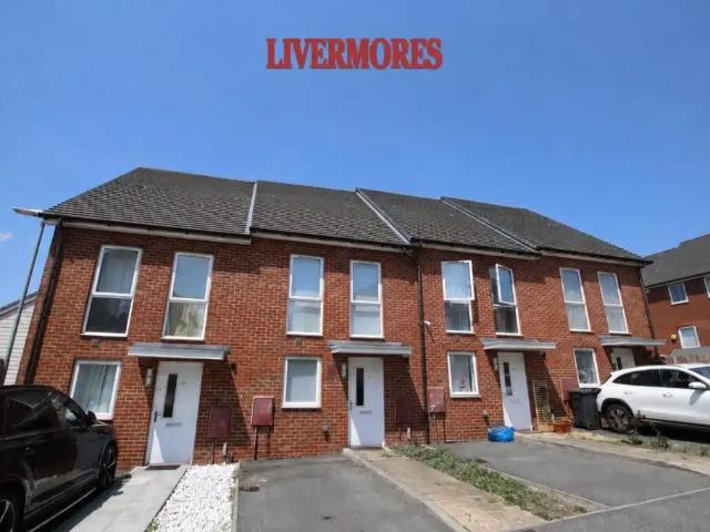 House at Oakes Crescent, Dartford