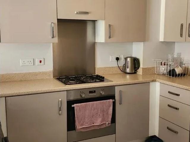 House at Oakes Crescent, Dartford