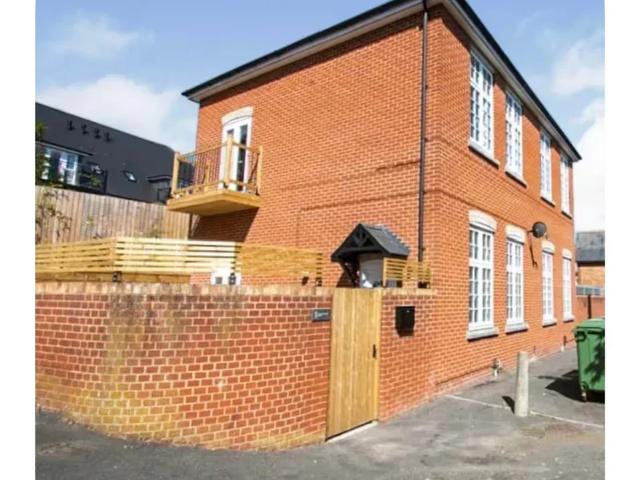 House at Old School Close, Poole