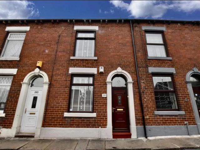 House at Oldham Road, Royton