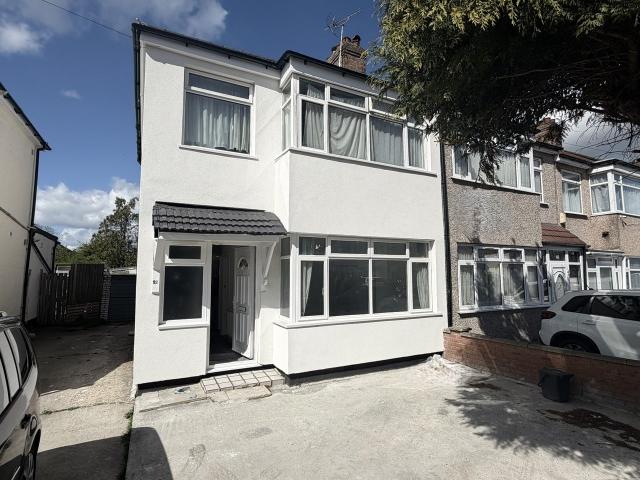 House at Orchard Grove, Greater London