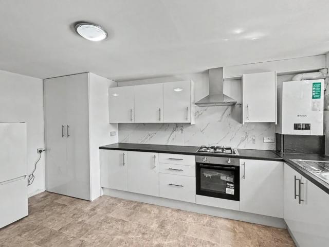 House at Owen Way, Greater London