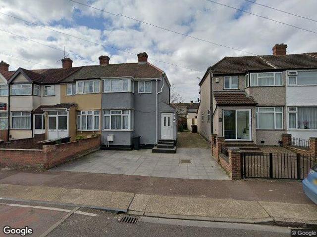 House at Oval Road North, Greater London