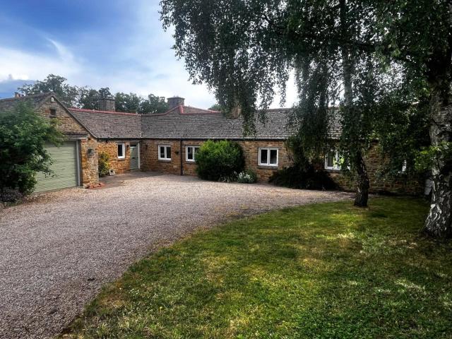 House at Paddock Lane, Harborough