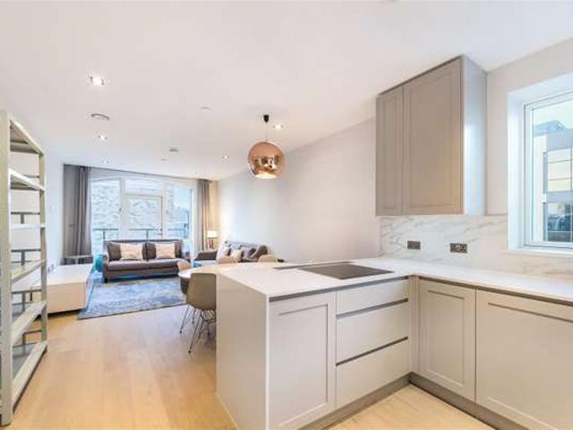 Apartment at Palladian Gardens, Greater London