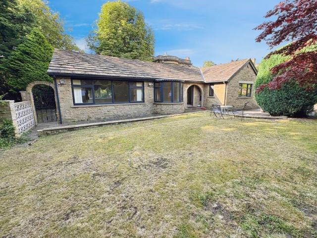 House at Park Drive South, Kirklees