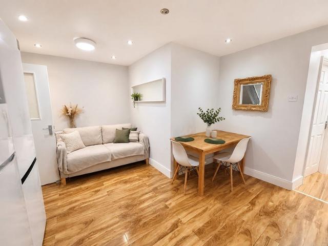 House at Park Lane, Greater London