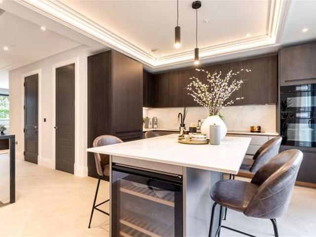 House at Park View, Greater London